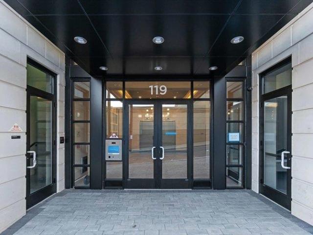 119 Peter St # 304