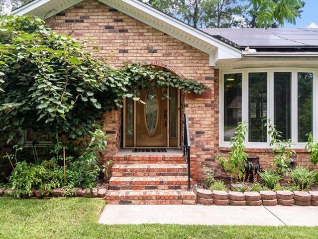 119 Pelican St, Ladson, SC 29456
