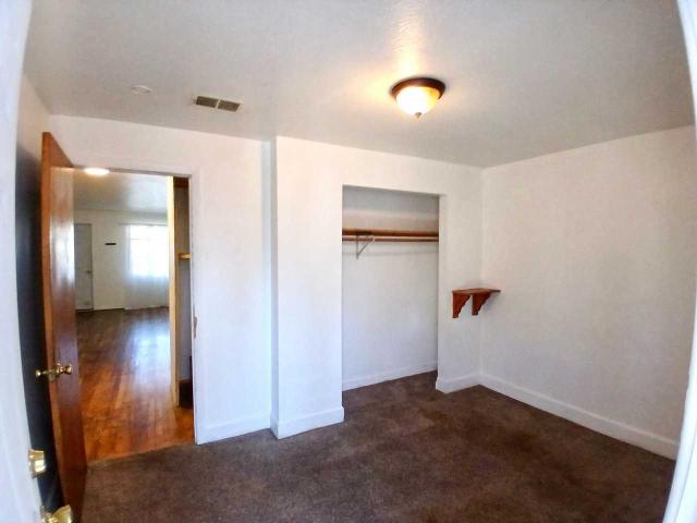 119 Plum Primary Bedroom – Old Town Apartment Near CSU – $850 3 Bedroom Apartment for Rent at 111 E Plum St, Fort Collins, CO 80524 University Park