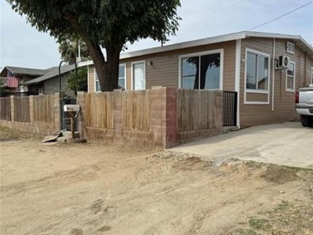 119 Rose Ave, Taft, CA 93268
