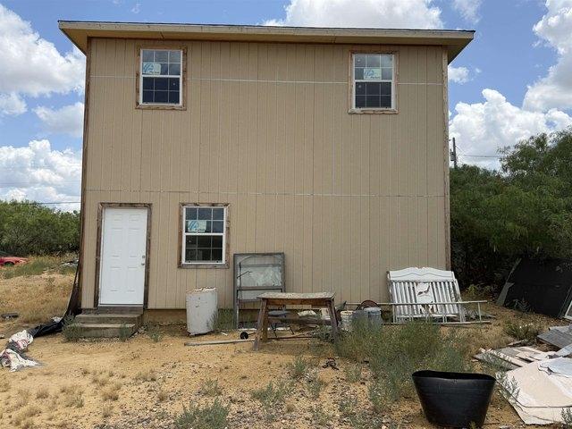 119 Ranch Rd, Laredo, TX 78043