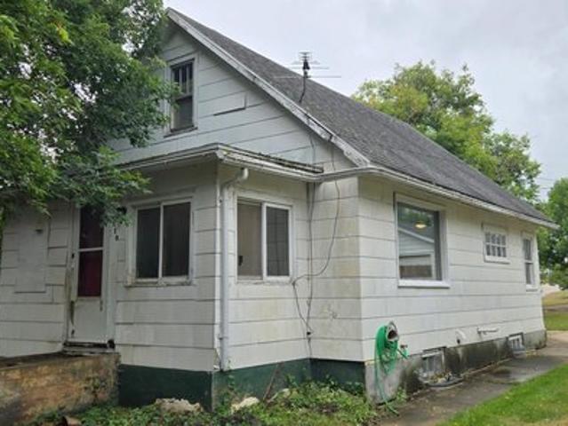 119 Red Lake Ave SW, Bagley, MN 56621
