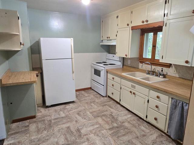 119 Red Lake Avenue SW