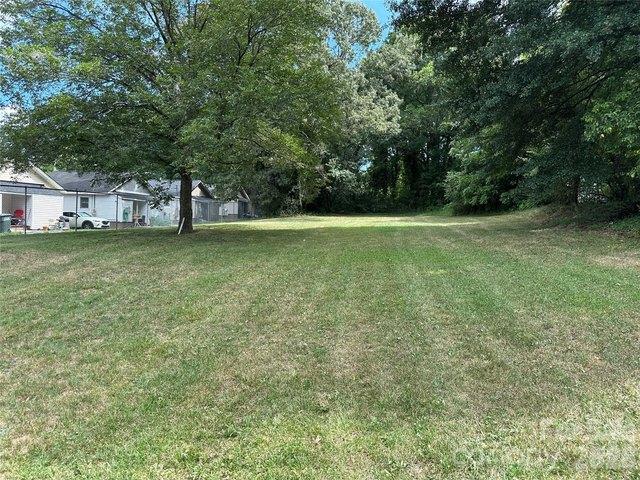 119 W Bradley St, Gastonia, NC 28052