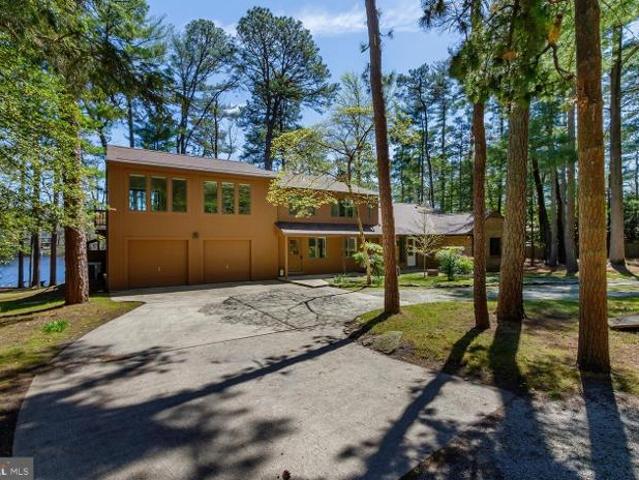 119 W Centennial Dr, Medford, NJ 08055