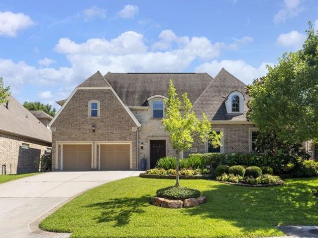 119 W Cresta Bend Pl, Spring, TX 77389