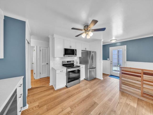 119 W Montclair Avenue