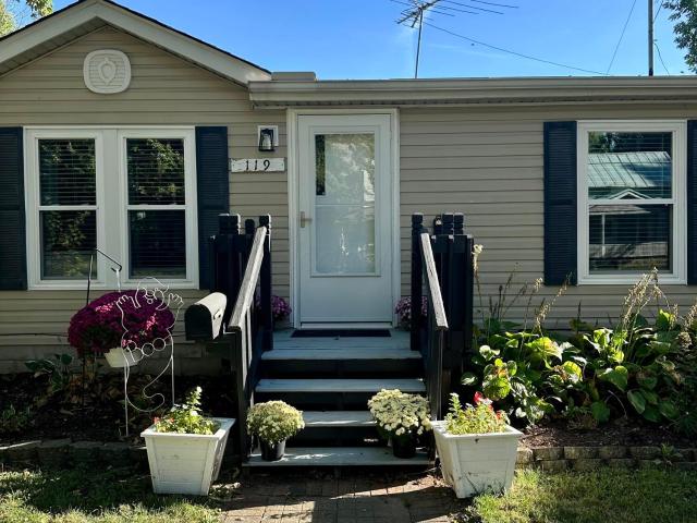 119 W Ottawa Street