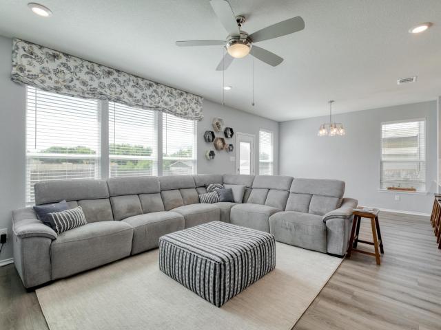 119 W Point Way