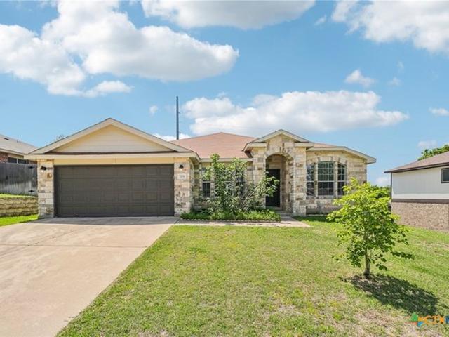 119 W Running Wolf Trl, Harker Heights, TX 76548