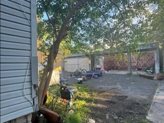 119 Woodlawn Ave