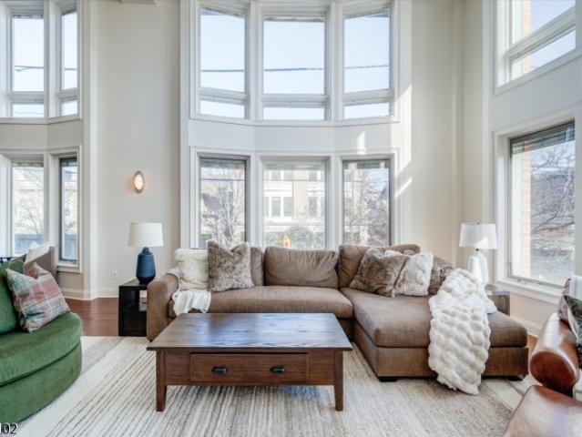 119 Walnut St # 1