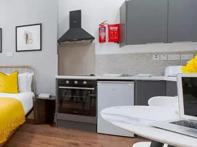 119 Warwick Road, London, SW5 9EH, United Kingdom | Studio apartment for rent #105979117 | Rentberry