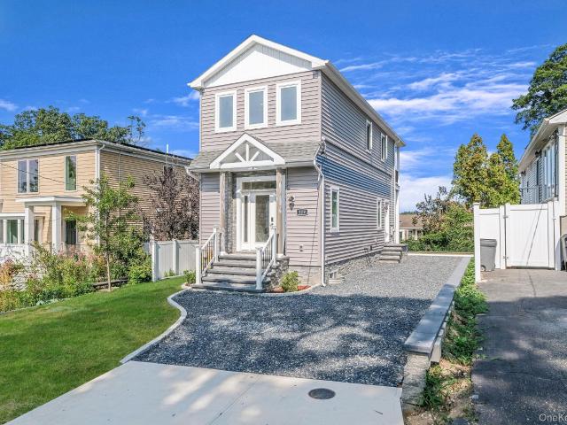 119 Whittier Dr, Kings Park, NY 11754 | MLS #964346 | Compass