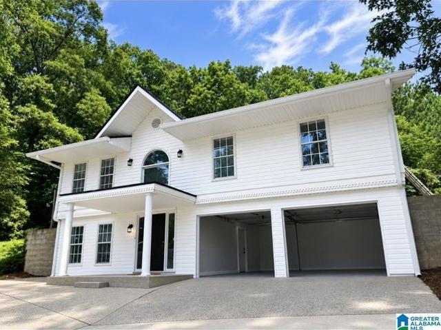 119 Willowbrook Dr, Talladega, AL 35160