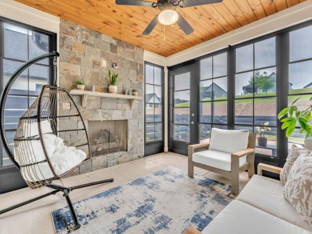 119 Winding Rock Road