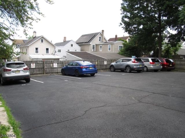 119 Valley Rd