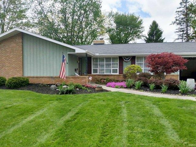 119 Zona Dr, Auburn, IN 46706