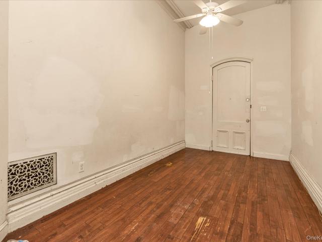 11 41 Street