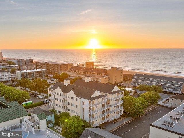 11 54th St Unit 203, Ocean City, MD 21842