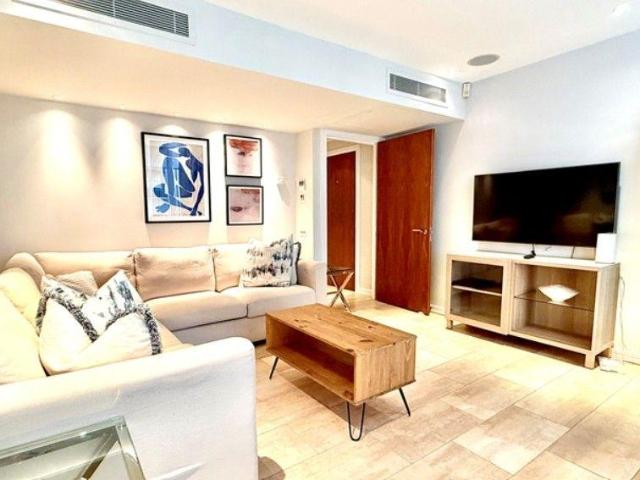 11 13 Young Street, London W8 1 bed flat to rent £4,333 pcm £1,000 pw
