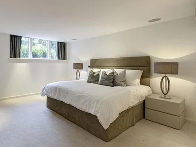 11 13 Young Street, London, W8 5EH, United Kingdom | 2 bed duplex for rent #134073782 | Rentberry