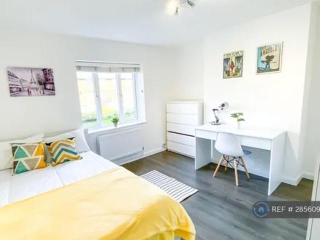 11 18 Elizabeth Close, London, E14 6DW, United Kingdom | 4 bed house for rent #167541025 | Rentberry