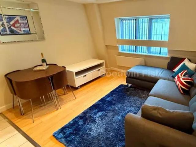 11 23 Bridgewater Place, Manchester, M4 1QF, United Kingdom | 2 bed apartment for rent #167393599 | Rentberry