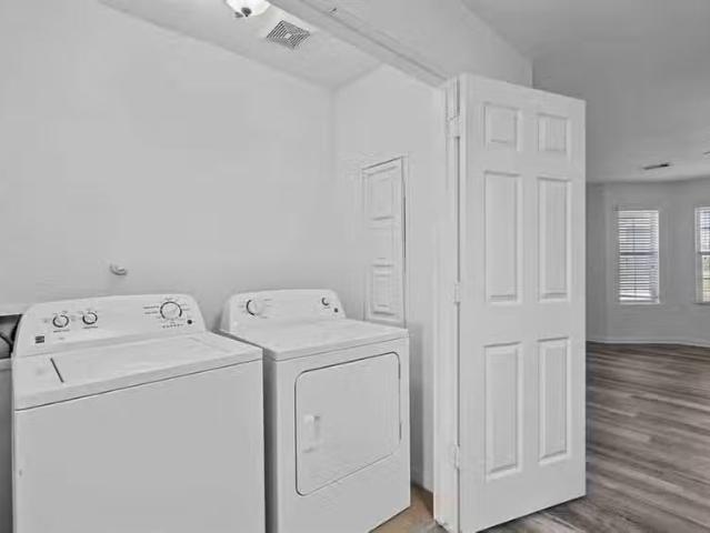 1/1 23408 High Point Student Housing F