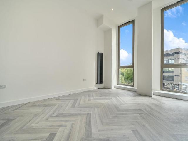 11 27 Hythe Street, Kent, DA1 2 bed apartment to rent £1,700 pcm £392 pw