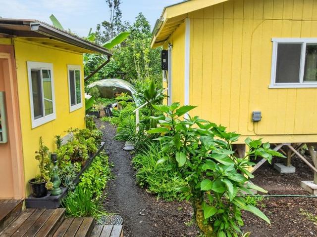 11 2722 Makoa Rd, Volcano, HI 96785