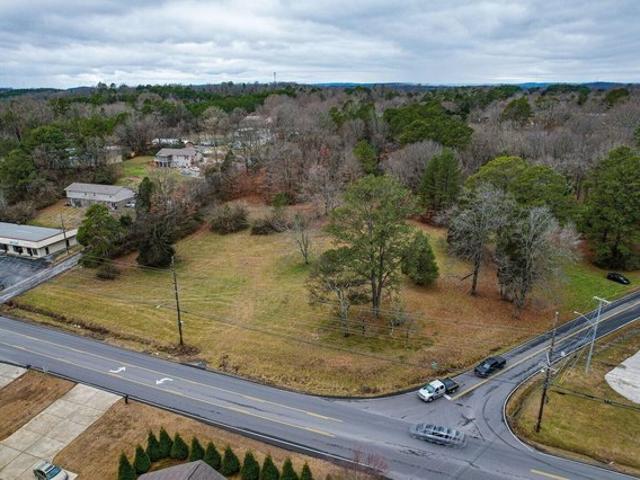11 37th St NE, Cleveland, TN 37312