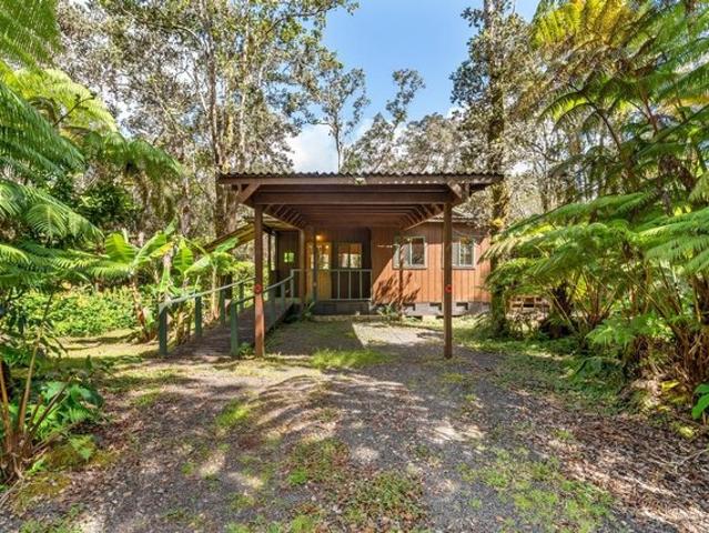 11 38 th St, Volcano, HI 96785