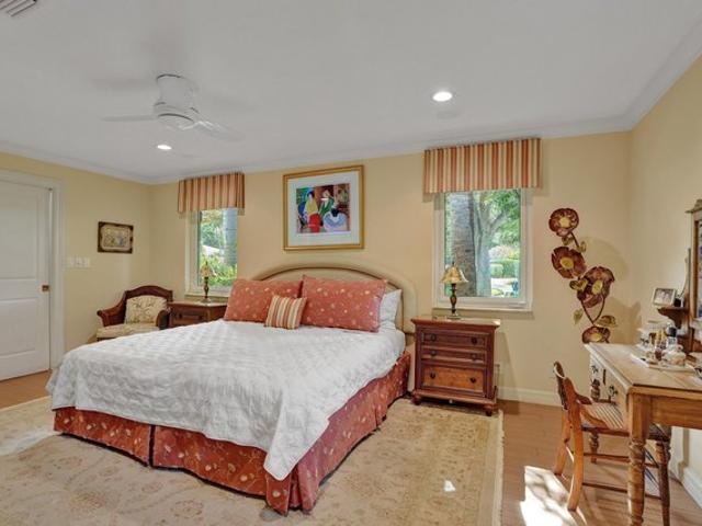 11 Tam Oshanter Ln, Fort Lauderdale, FL 33308