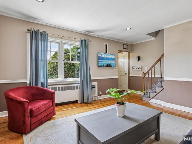 11 Taggart Way