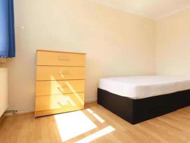 11 The Green, London, E15 4ND, United Kingdom | Room for rent #154590026 | Rentberry