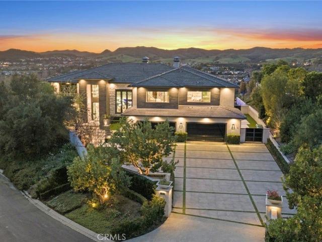11 Thurston Dr, Trabuco Canyon, CA