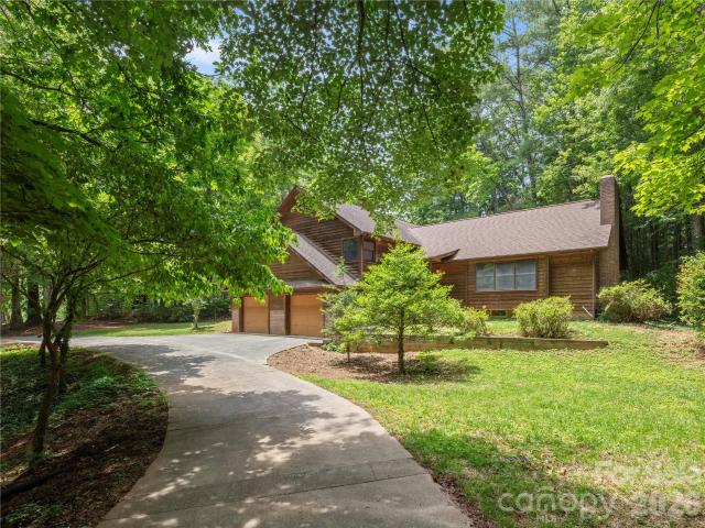 11 Tree Top Drive