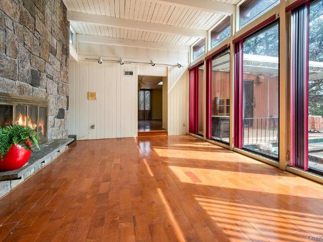 11 Valley View Road