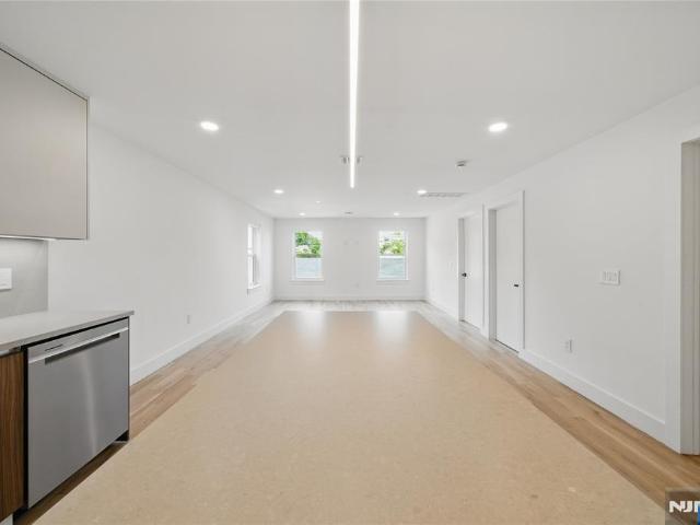 11 W Railroad Avenue # 2