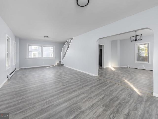 11 W Washington Street