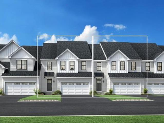11 Walden Ct, Danbury, CT 06810