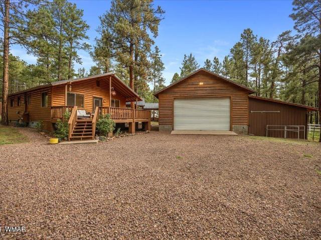 11 Whitetail Road