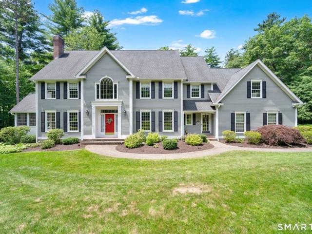 11 Whitman Pond Rd, Simsbury, CT 06070