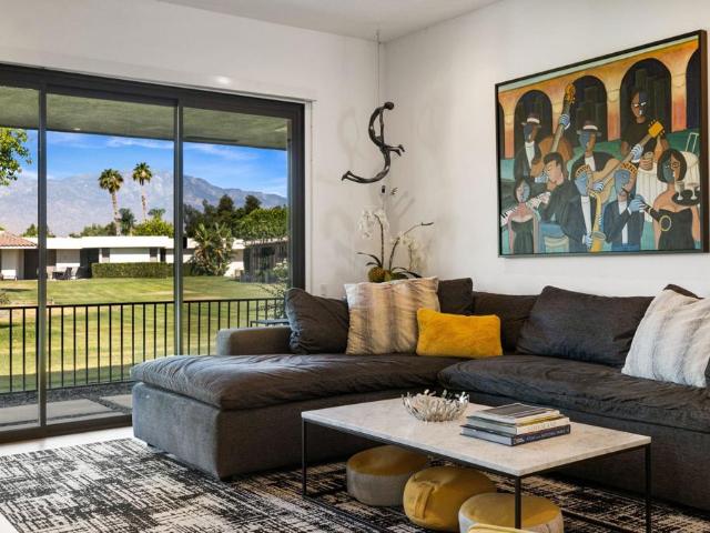 11 Whittier Court