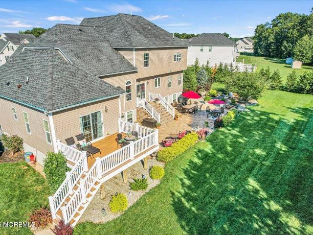 11 Wintergreen Court