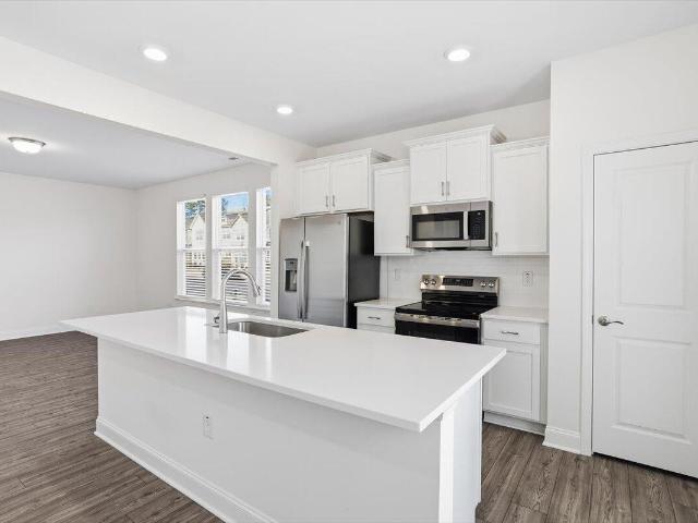 11 Wildflower Cir, Clayton, NC 27520 | MLS #10168