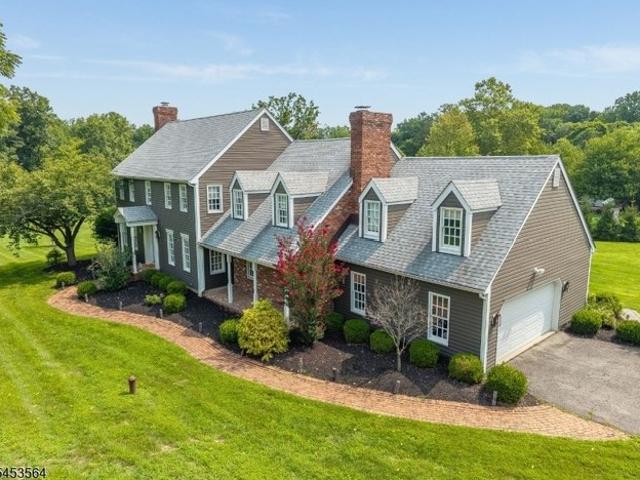 11 Willever Rd, Bethlehem Township, NJ 08802