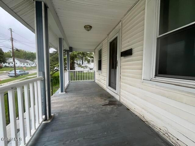 11 Wolfert Avenue