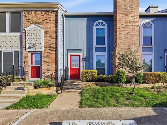 11 Abbey Rd, Euless, TX 76039 | MLS #21203 | Compass